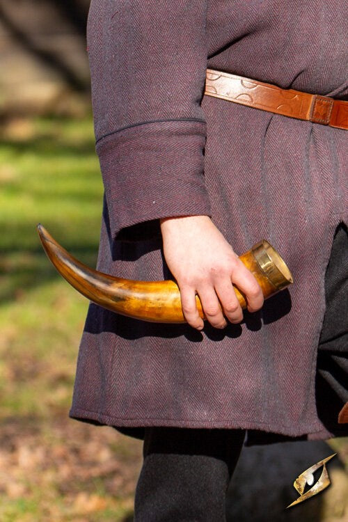 Warrior Drinking Horn 500ml Light – LARP Gear